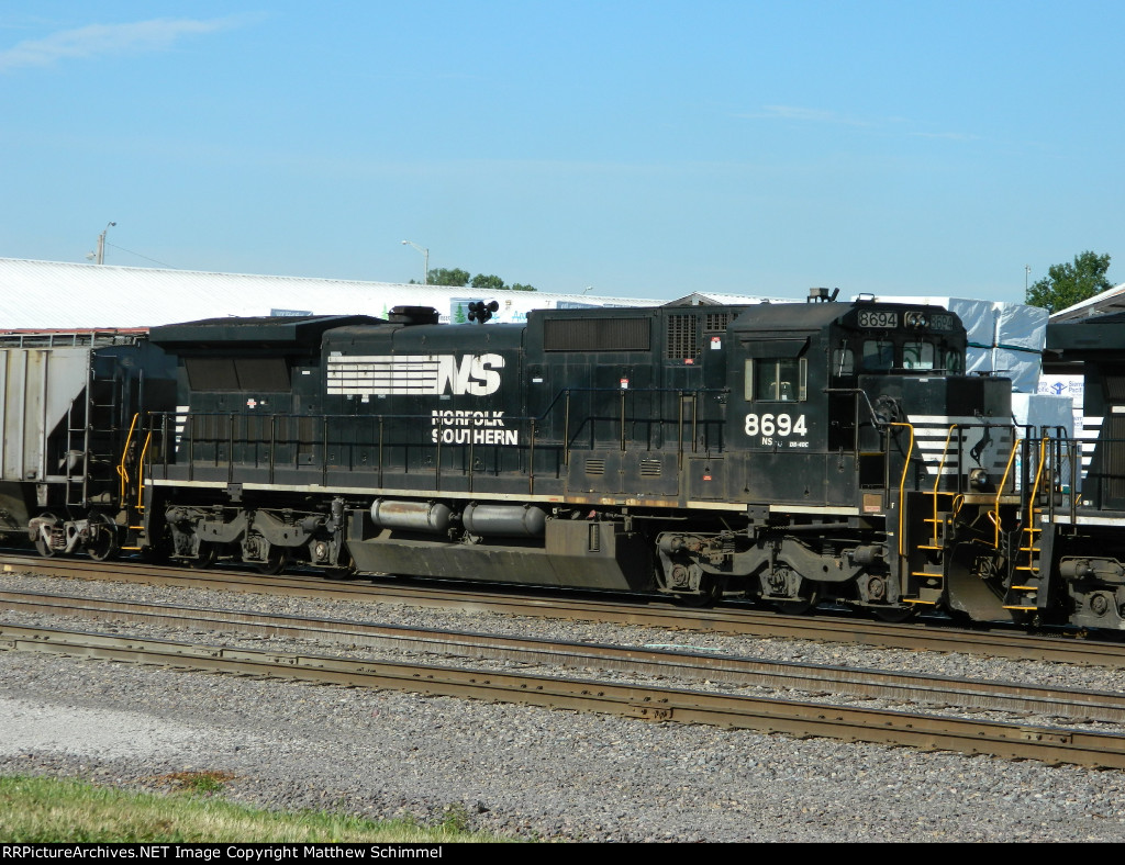 NS 8694